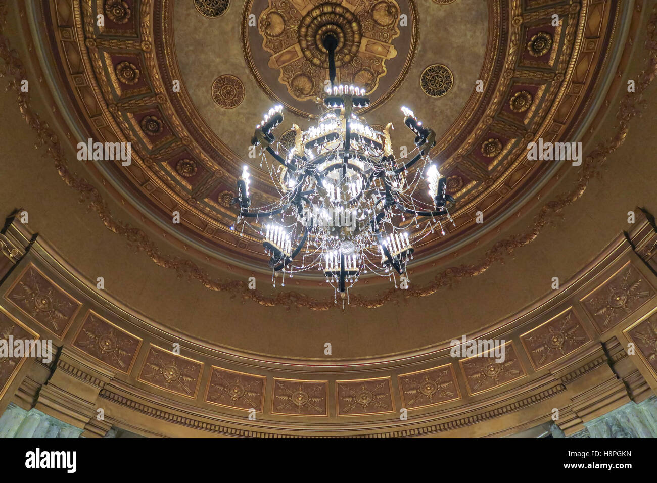 American theater interior hi-res stock photography and images - Alamy