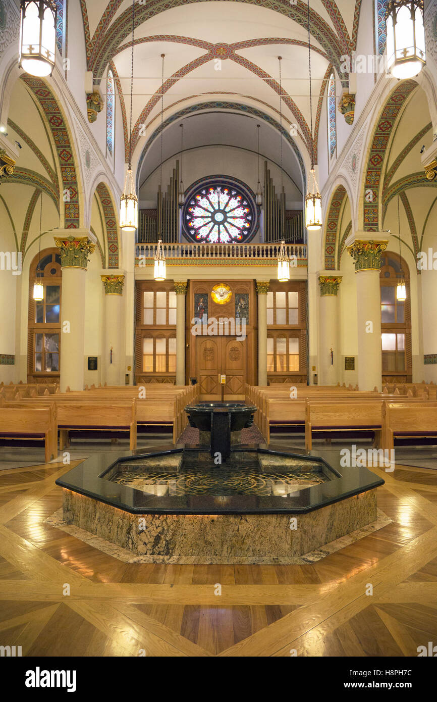 Baptismal font catholic hi-res stock photography and images - Alamy