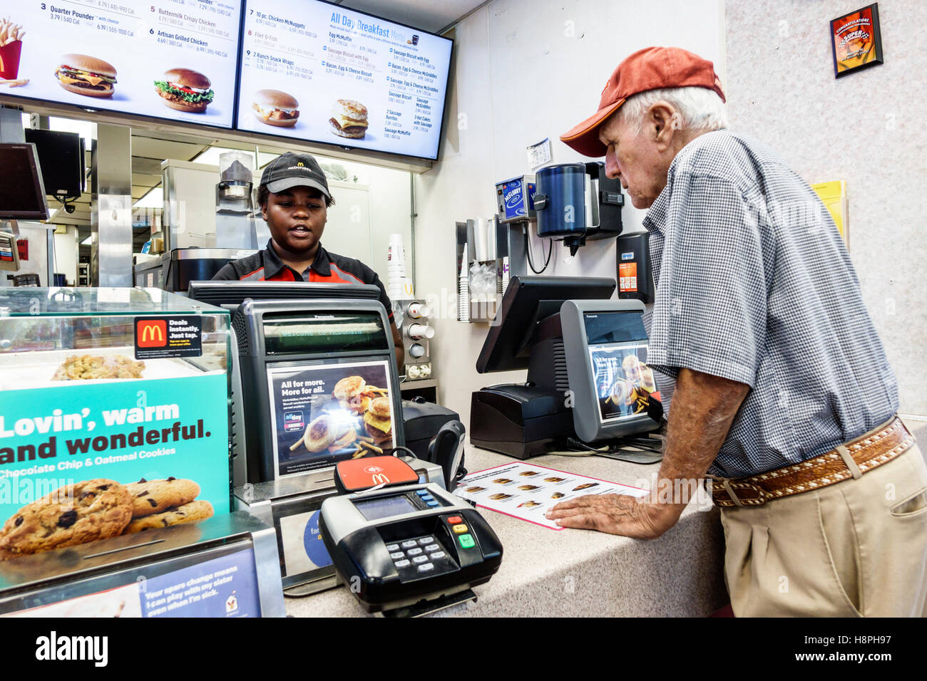 Fast food restaurants workers High Resolution Stock Photography and ...