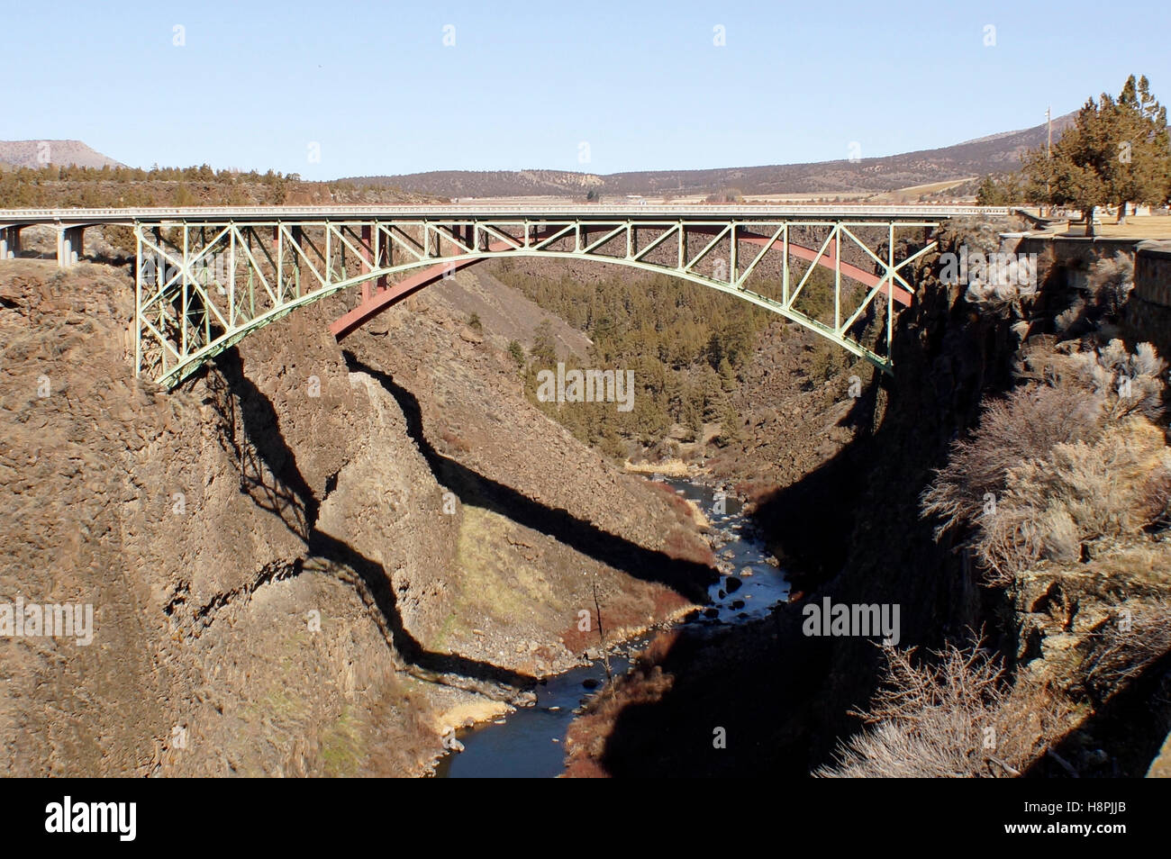 Highway Bridge over the Crooked River Canyon Stock Photo - Alamy
