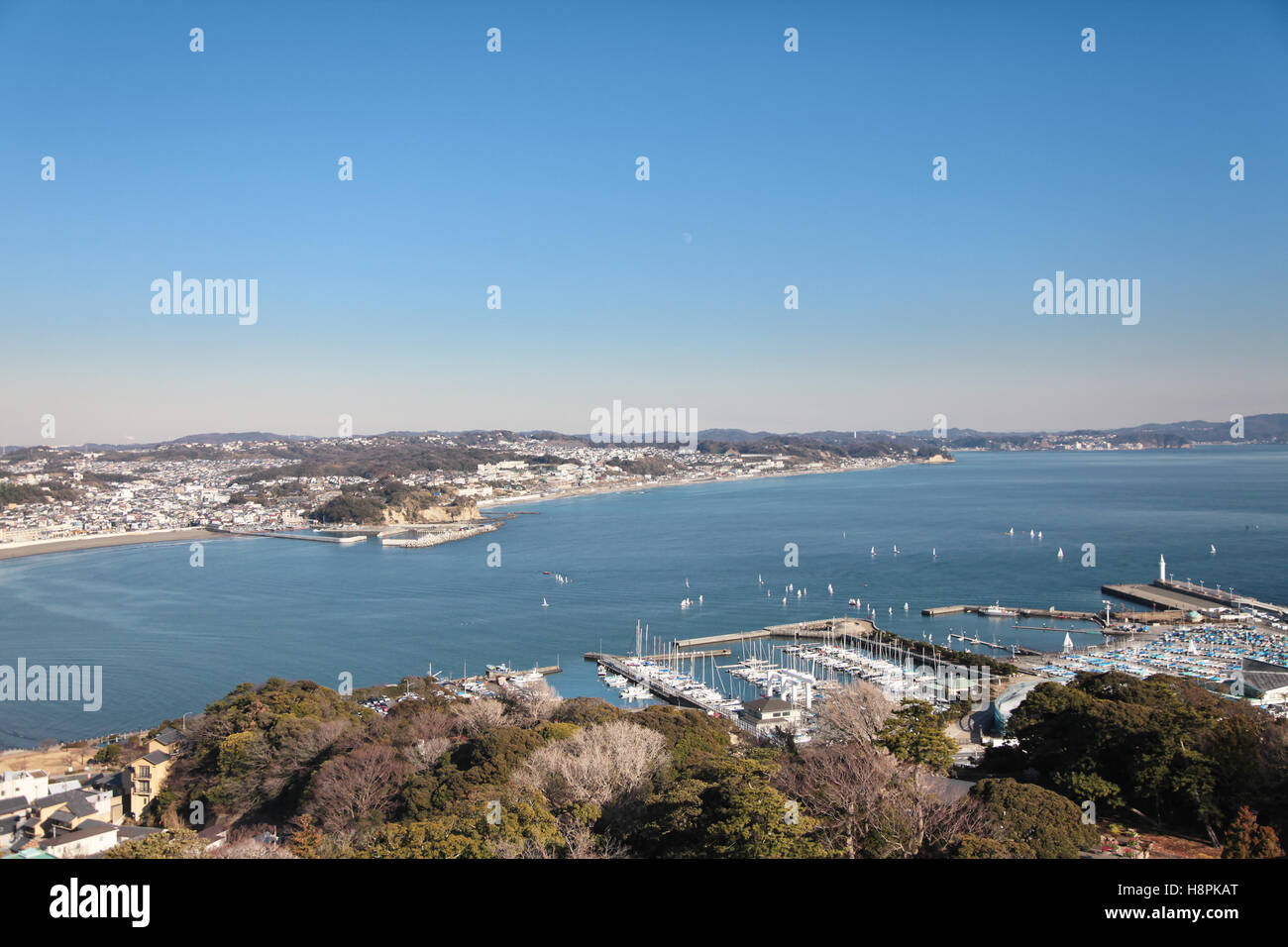 Bayside view of Tokyo Japan, with clear blue sky Stock Photo - Alamy