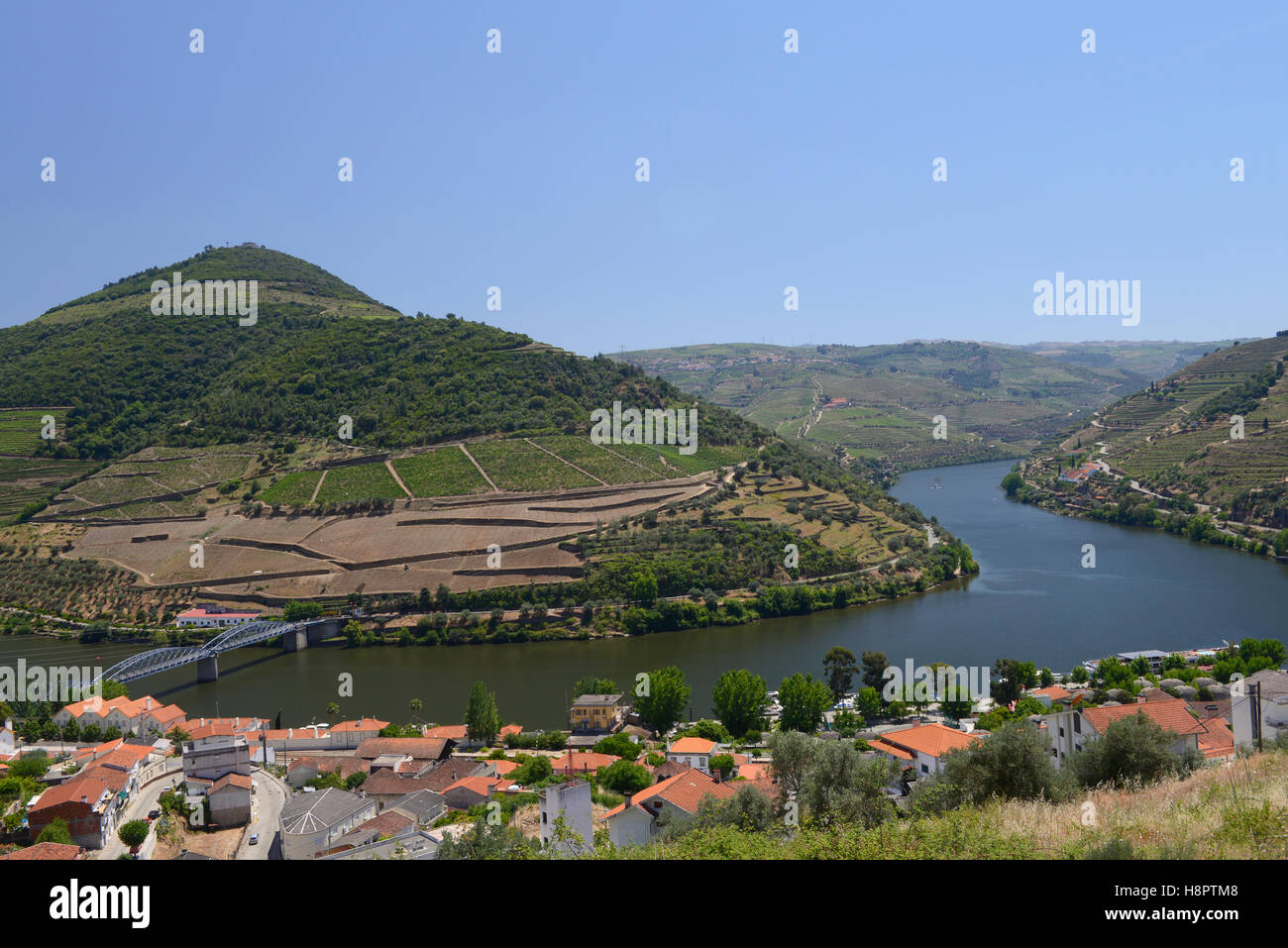 Pinhao douro valley portugal hi-res stock photography and images - Alamy