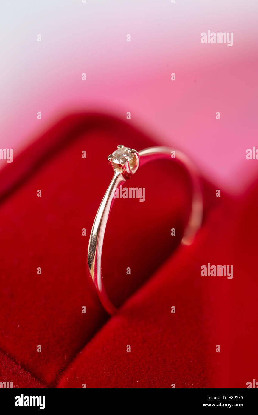 gold ring in a box Stock Photo - Alamy