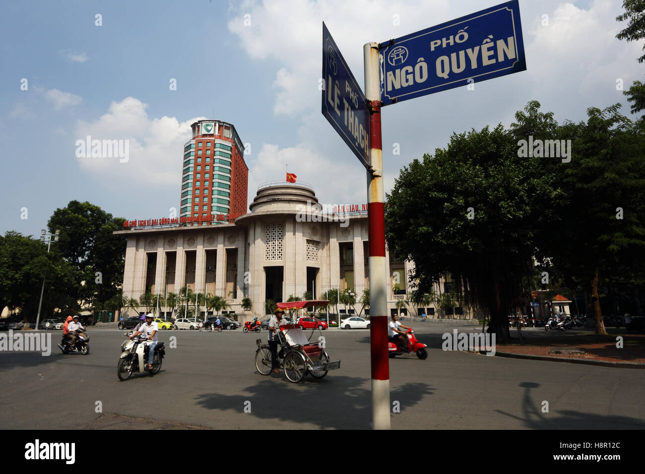 Hanoi state building hi-res stock photography and images - Alamy