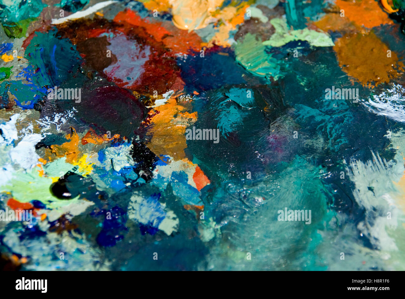 macro photo of color palette with oil paint Stock Photo - Alamy