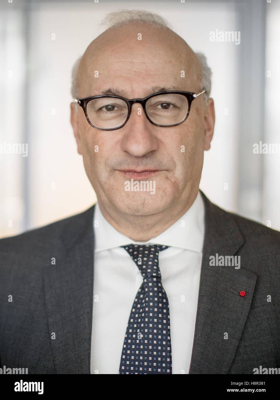 Michael etienne hi-res stock photography and images - Alamy