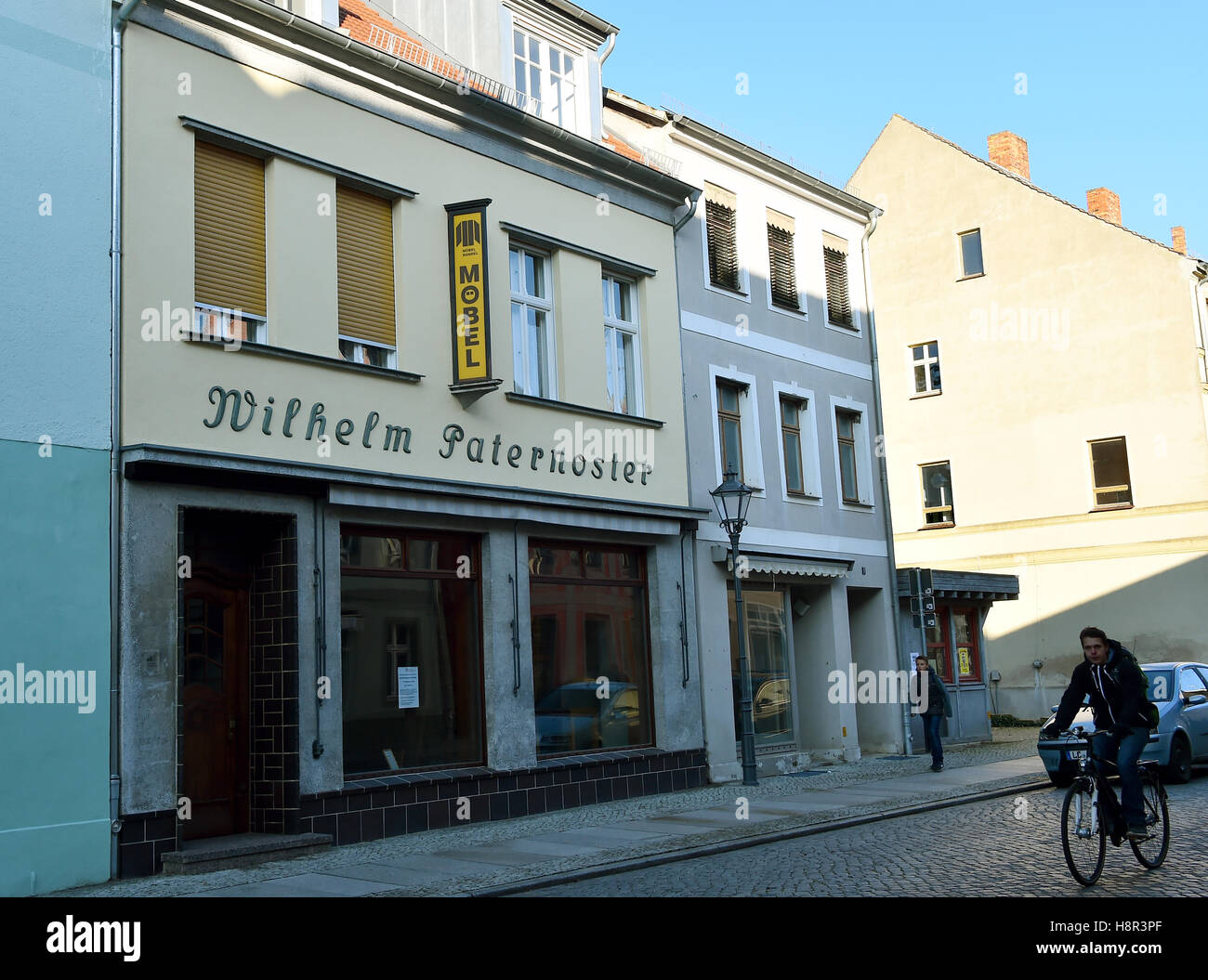 Luckau, Germany. 14th Nov, 2016. The building of the former carpentry ...