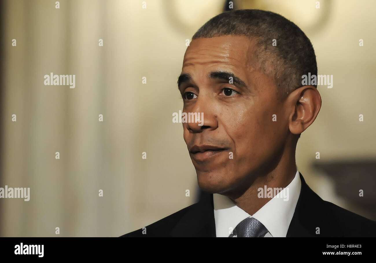 Athens, Greece. 15th Nov, 2016. President Barack Obama speaks during a ...