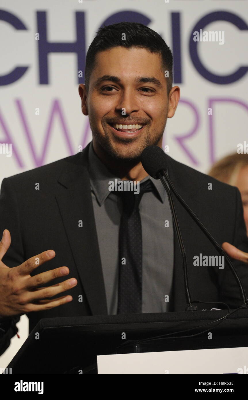 Beverly Hills, California, USA. 15th Nov, 2016. Actor Wilmer Valderrama ...