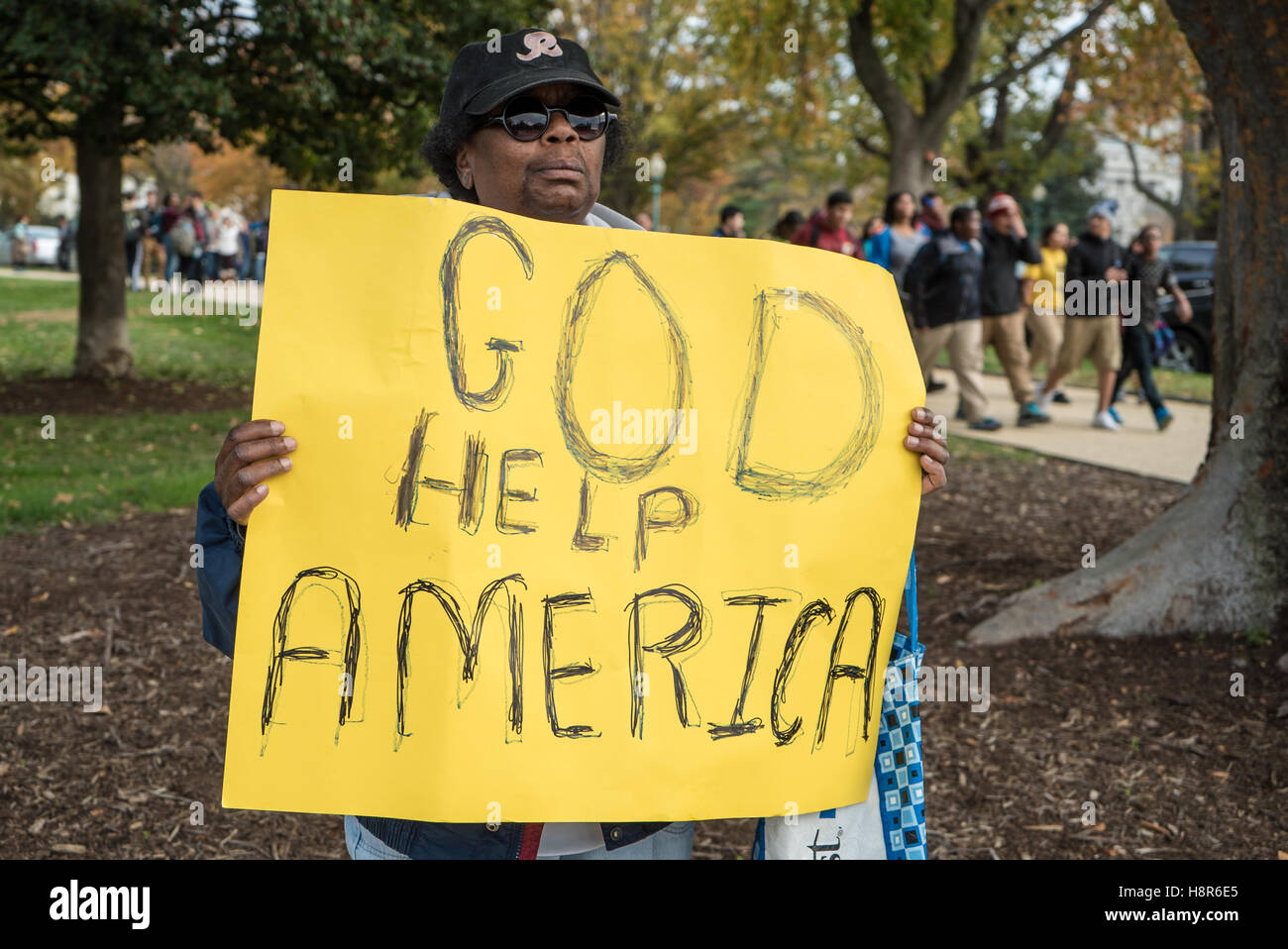 Washington help hi-res stock photography and images - Alamy