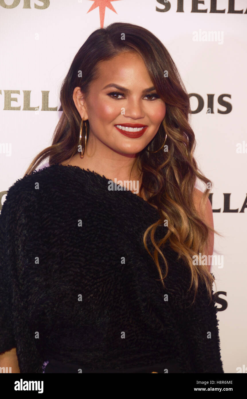 New York, USA. 19th Oct, 2016. Model, TV host and author, Chrissy ...