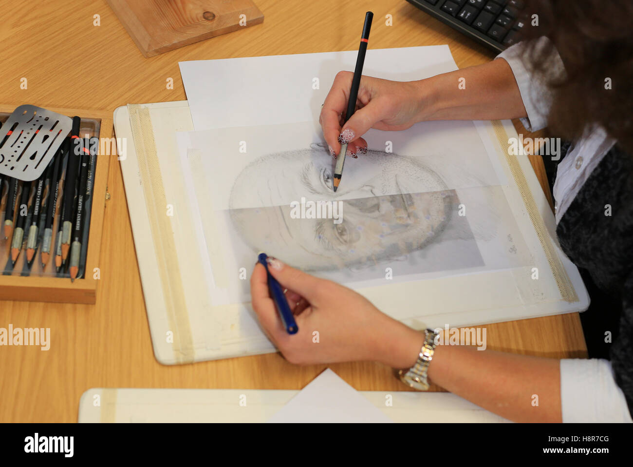 Police identikit hi-res stock photography and images - Alamy