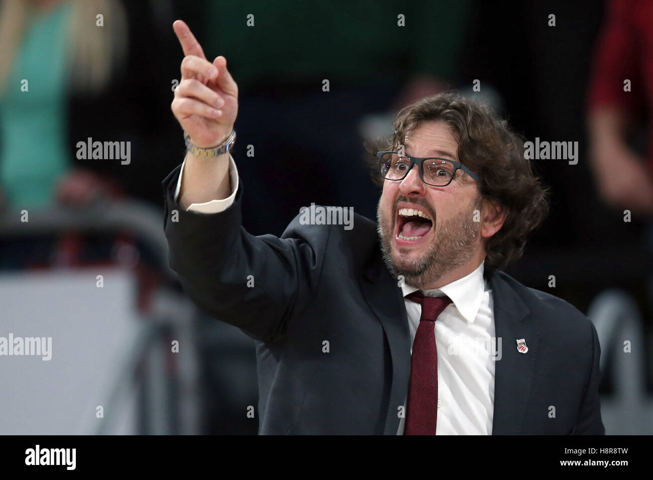 Bamberg, Germany. 15th Nov, 2016. Bamberg's coach Andrea Trinchieri ...