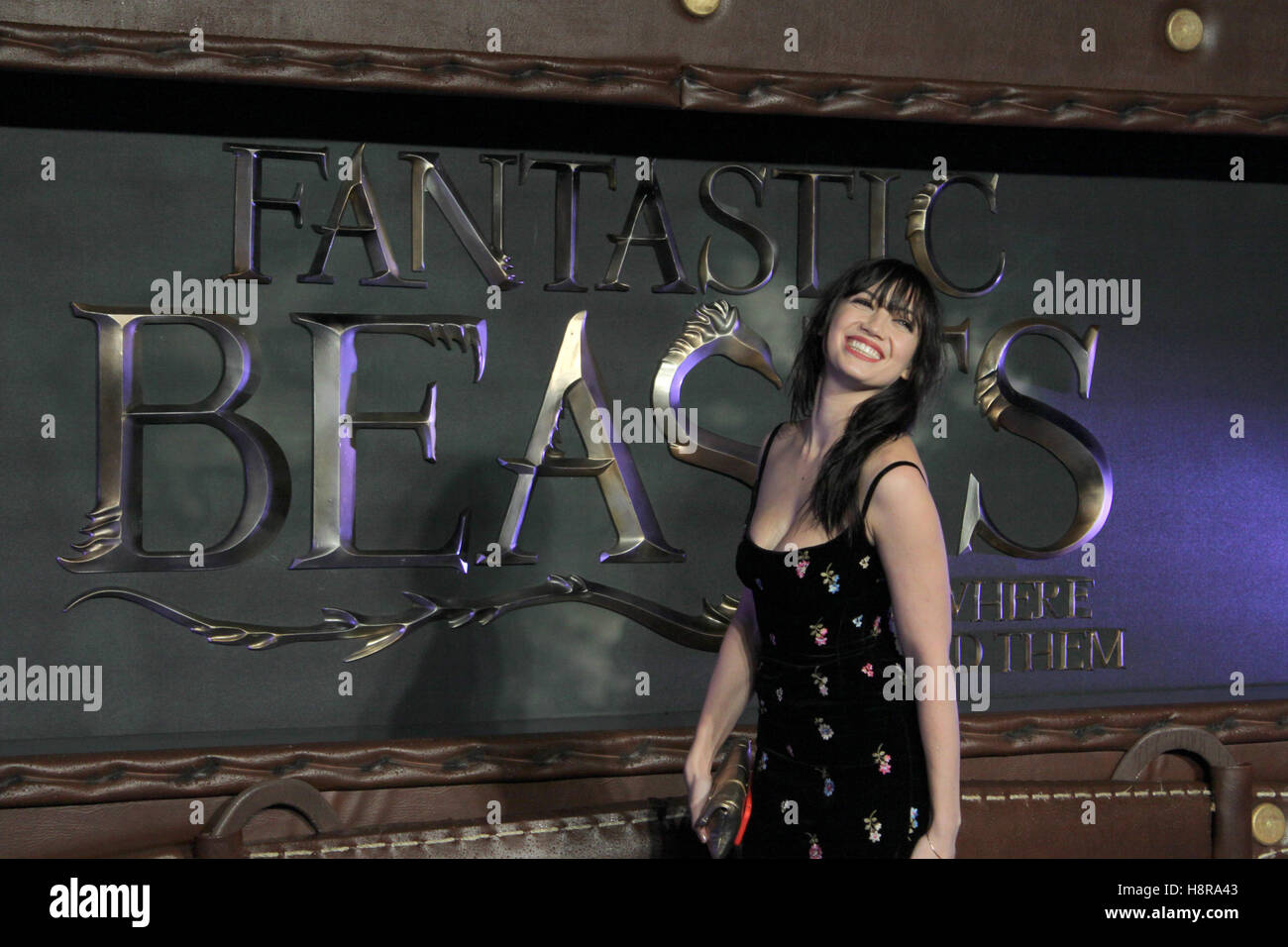 Daisy lowe model hi-res stock photography and images - Alamy