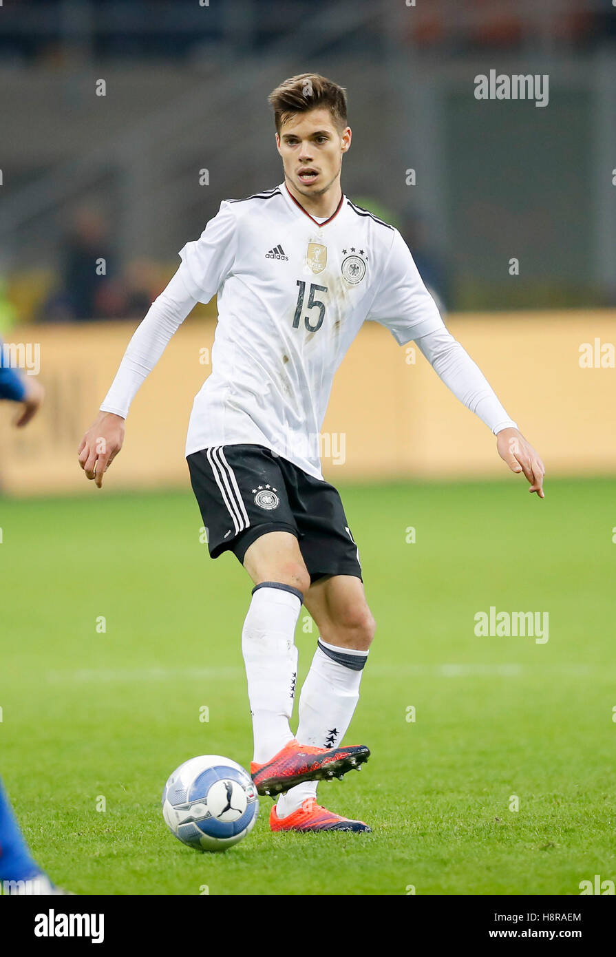 Julian weigl 2016 hi-res stock photography and images - Alamy