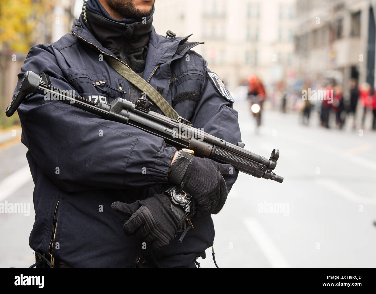 Armed german policeman hi-res stock photography and images - Alamy