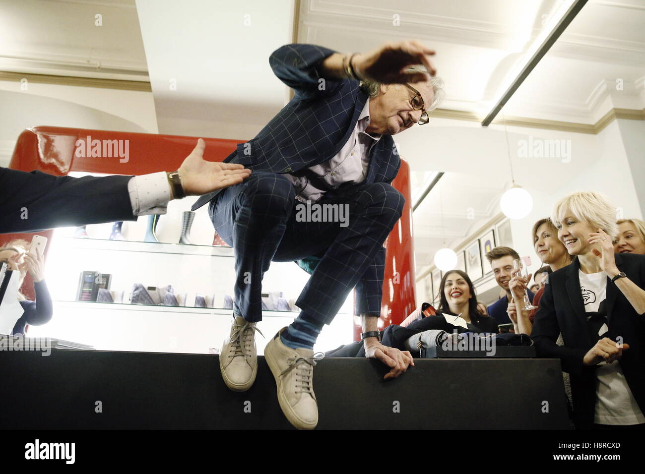 Avent High Resolution Stock Photography and Images - Alamy