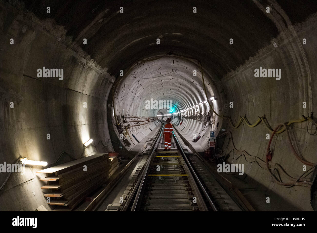 Crossrail tunnel hi-res stock photography and images - Alamy