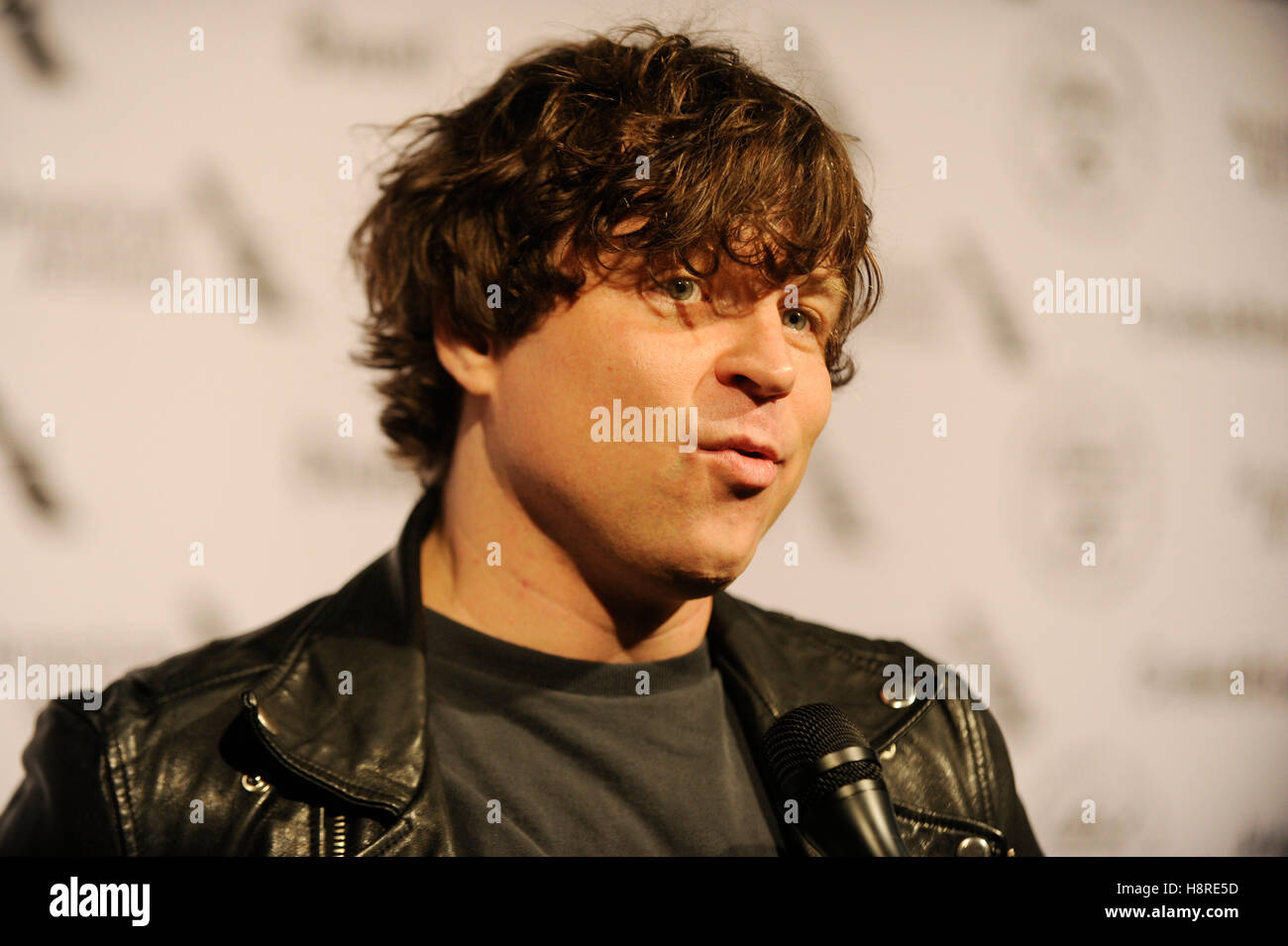 Los Angeles, USA. 15th November 2016.Musician Ryan Adams attends ...
