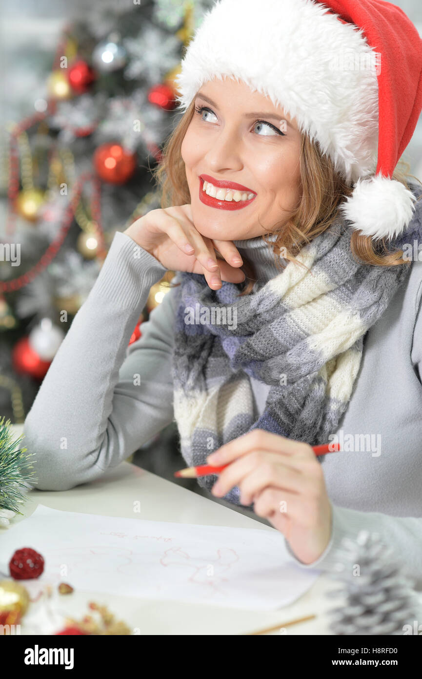 Woman writing a letter Stock Photo - Alamy