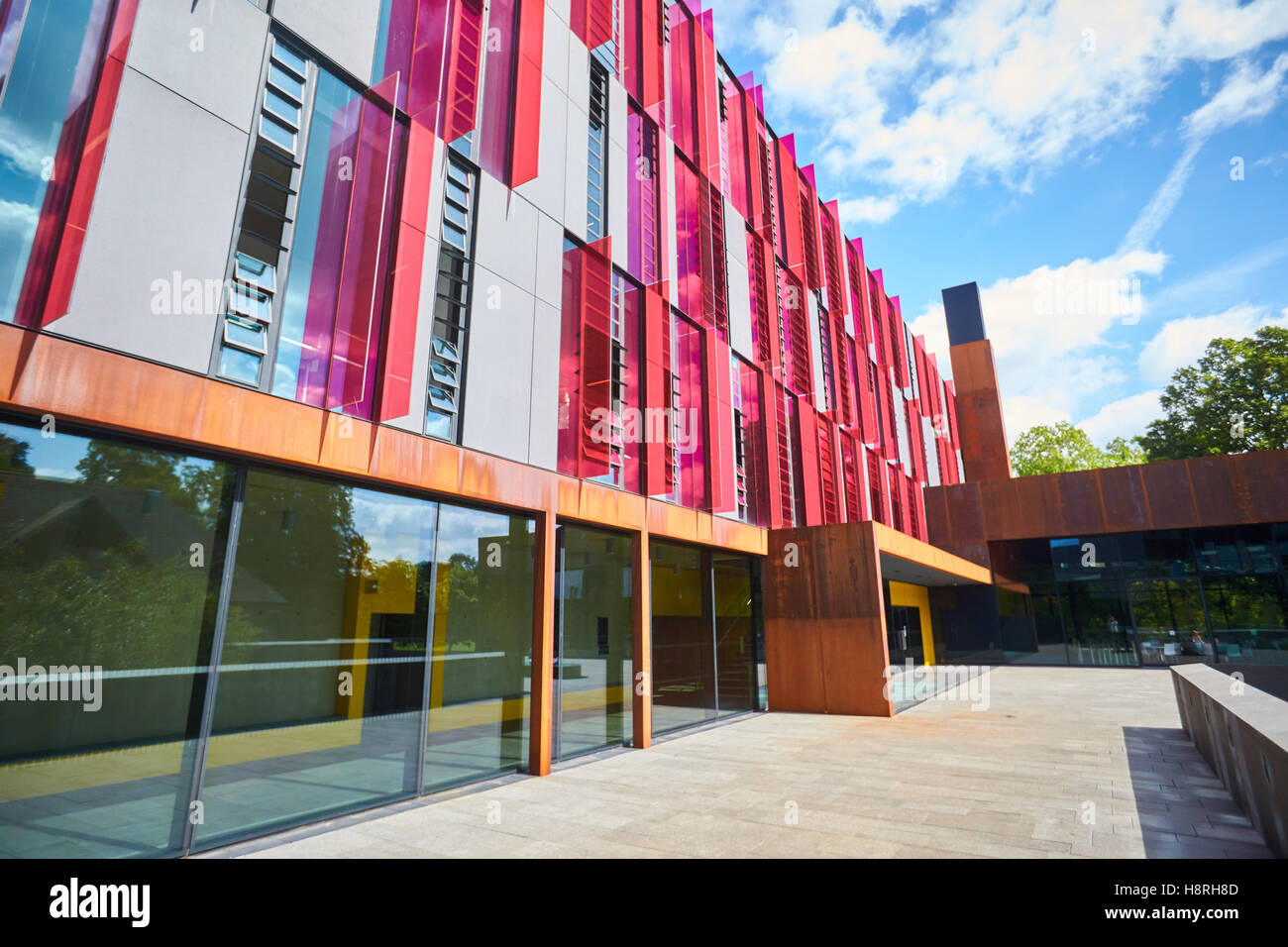 General view of the John Henry Brookes building at Oxford Brookes ...