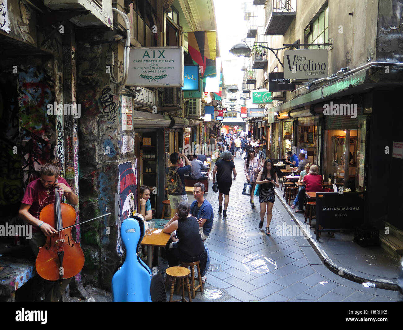 Melbourne alley lane hi-res stock photography and images - Alamy