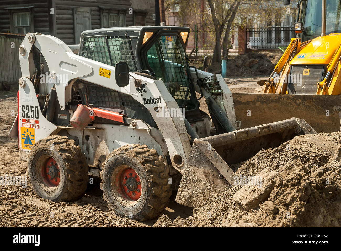 Bobcat compact excavator hi-res stock photography and images - Alamy