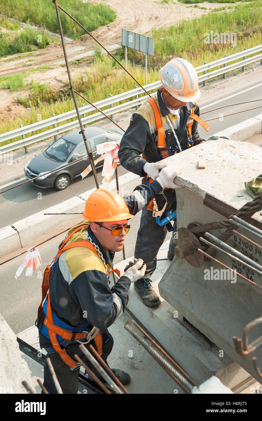 Connect builder hi-res stock photography and images - Alamy