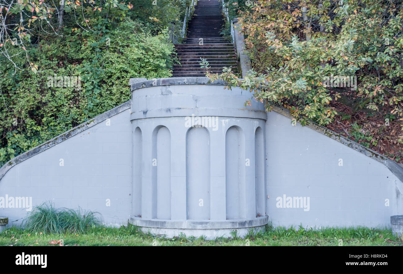 Stairs lead up on the shore at Lake Washington near Seattle Stock Photo ...
