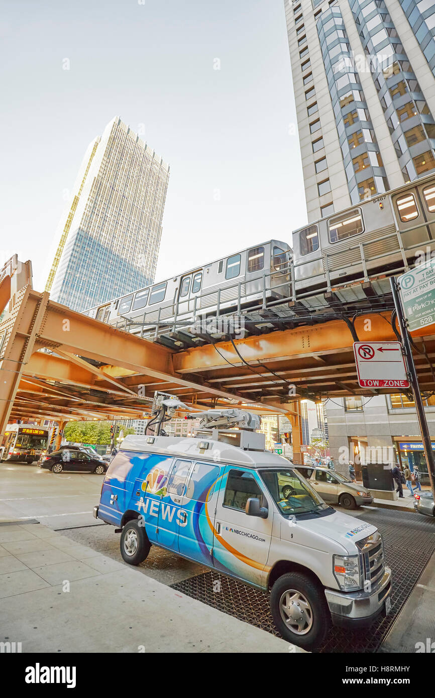 News van hi-res stock photography and images - Alamy