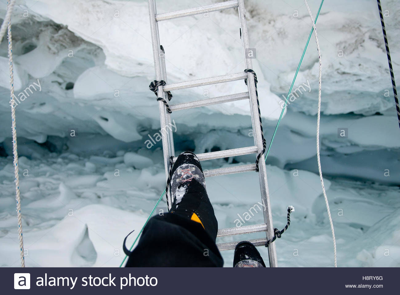 Dangerous Ladder Stock Photos & Dangerous Ladder Stock Images - Alamy