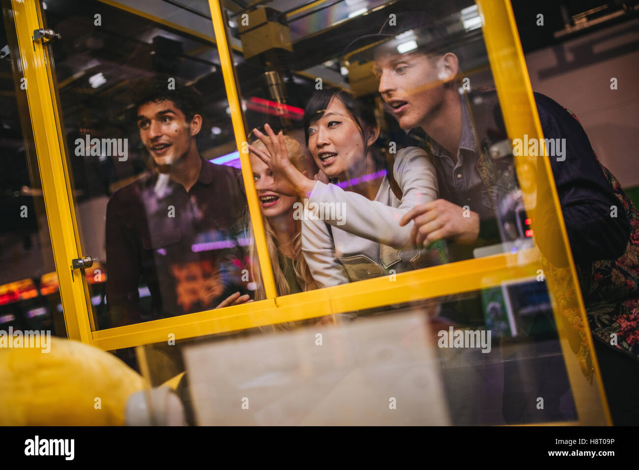 Park vending machine hi-res stock photography and images - Alamy