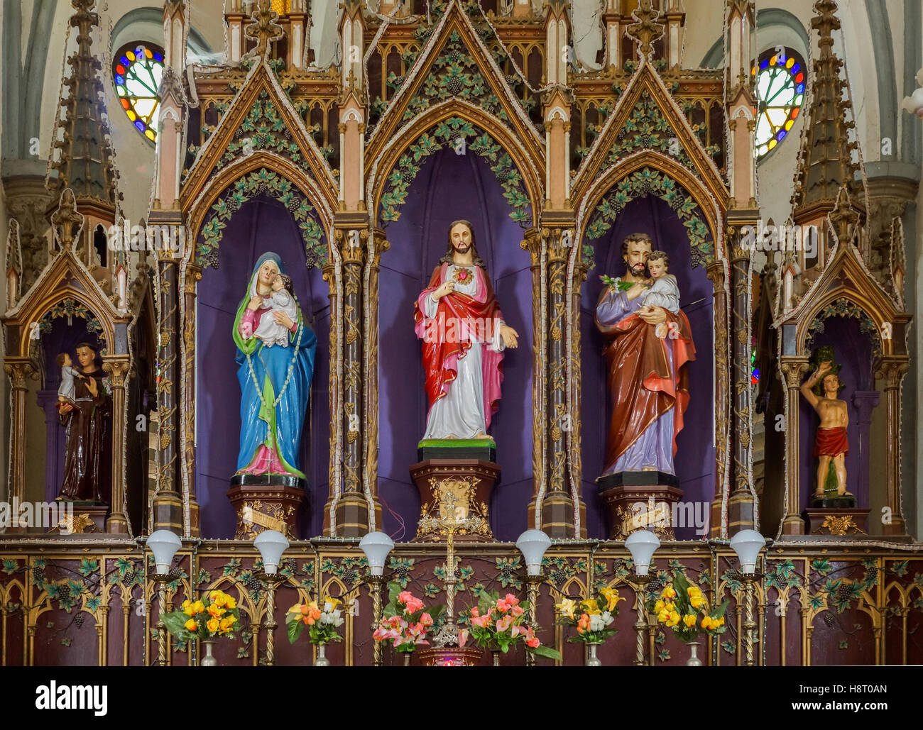Saint mary heart church hi-res stock photography and images - Alamy