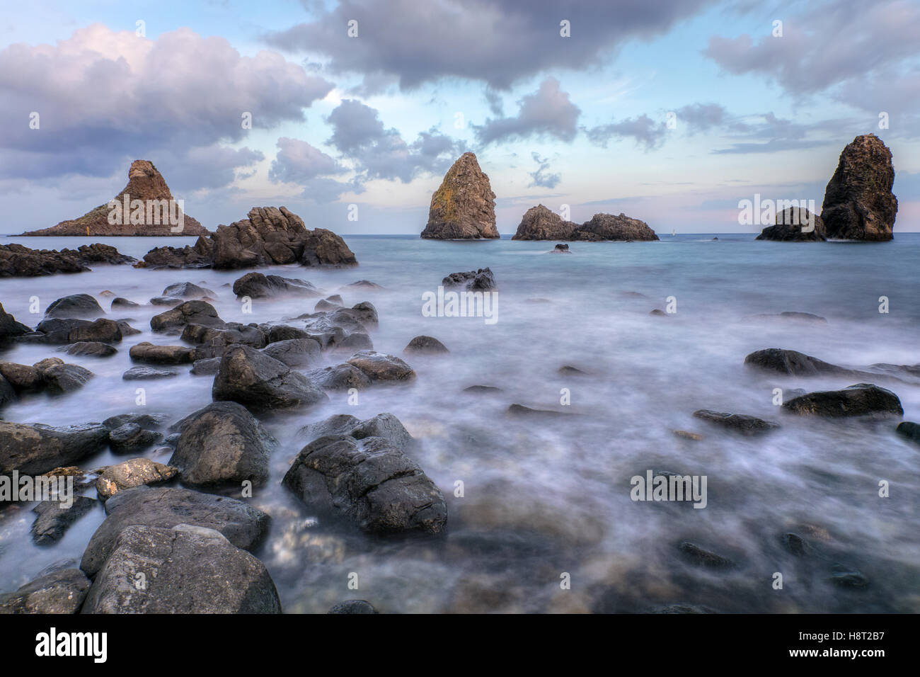 Aci trezza rocks cyclops lachea hi-res stock photography and images - Alamy