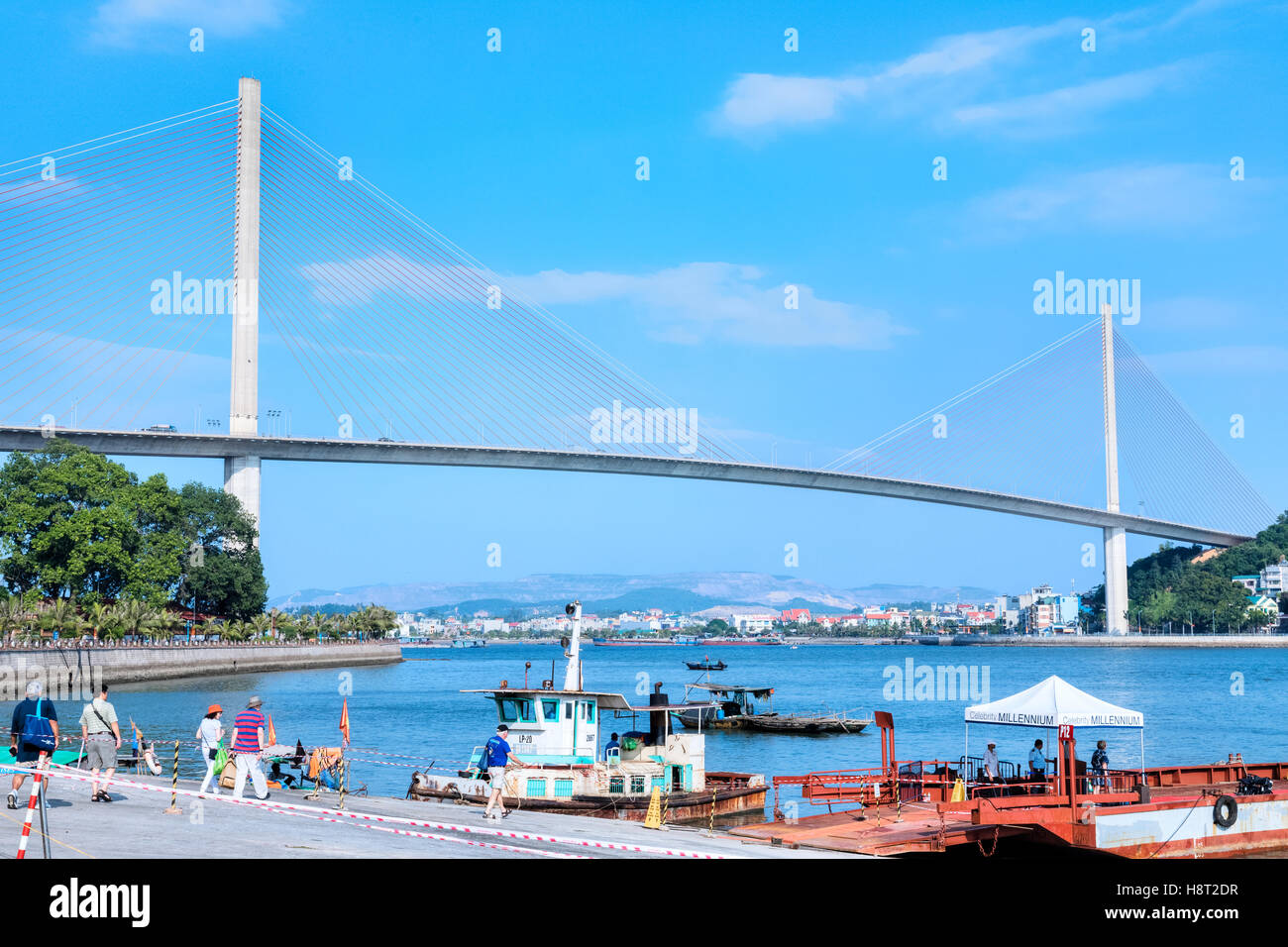 Bai Chay Bridge Three Gorge, Halong Bay, Vietnam, Indochina, Asia Stock ...