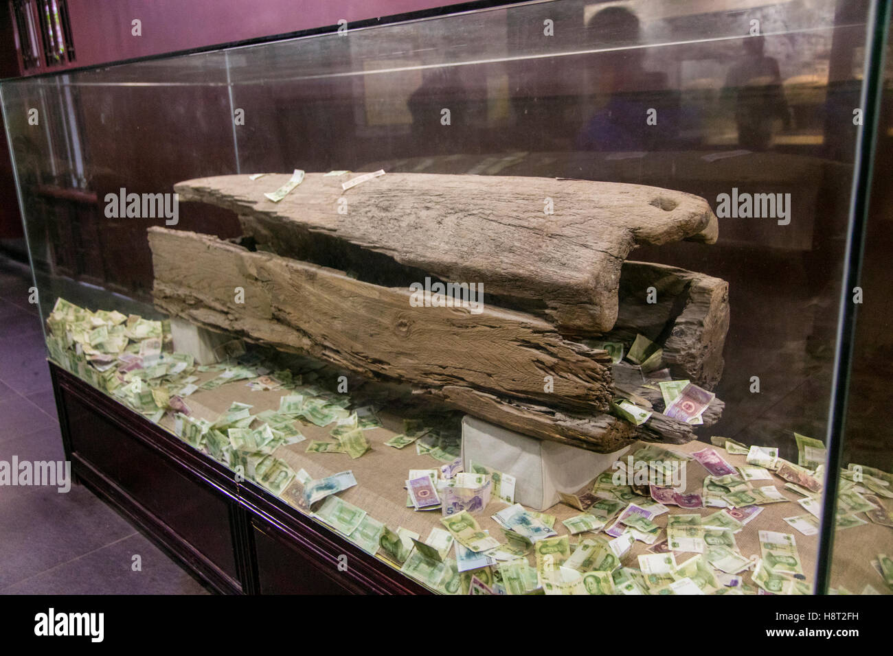 Hanging Coffin High Resolution Stock Photography and Images - Alamy