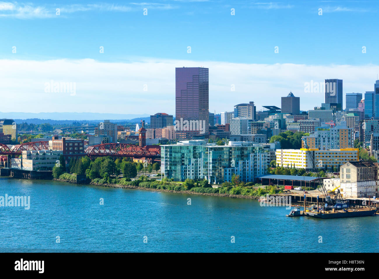 Portland oregon downtown hi-res stock photography and images - Alamy
