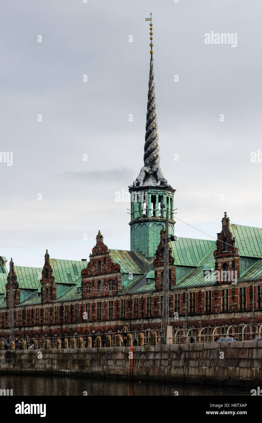 The building of the old stock exchange hi-res stock photography and ...