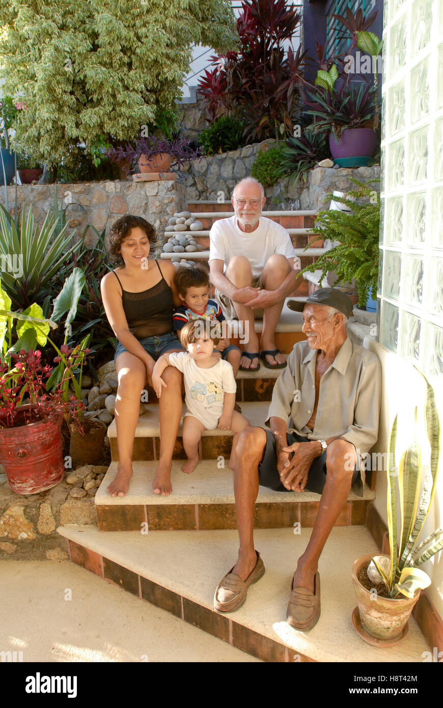 Mexican child and family, Acapulco, Mexico Stock Photo - Alamy