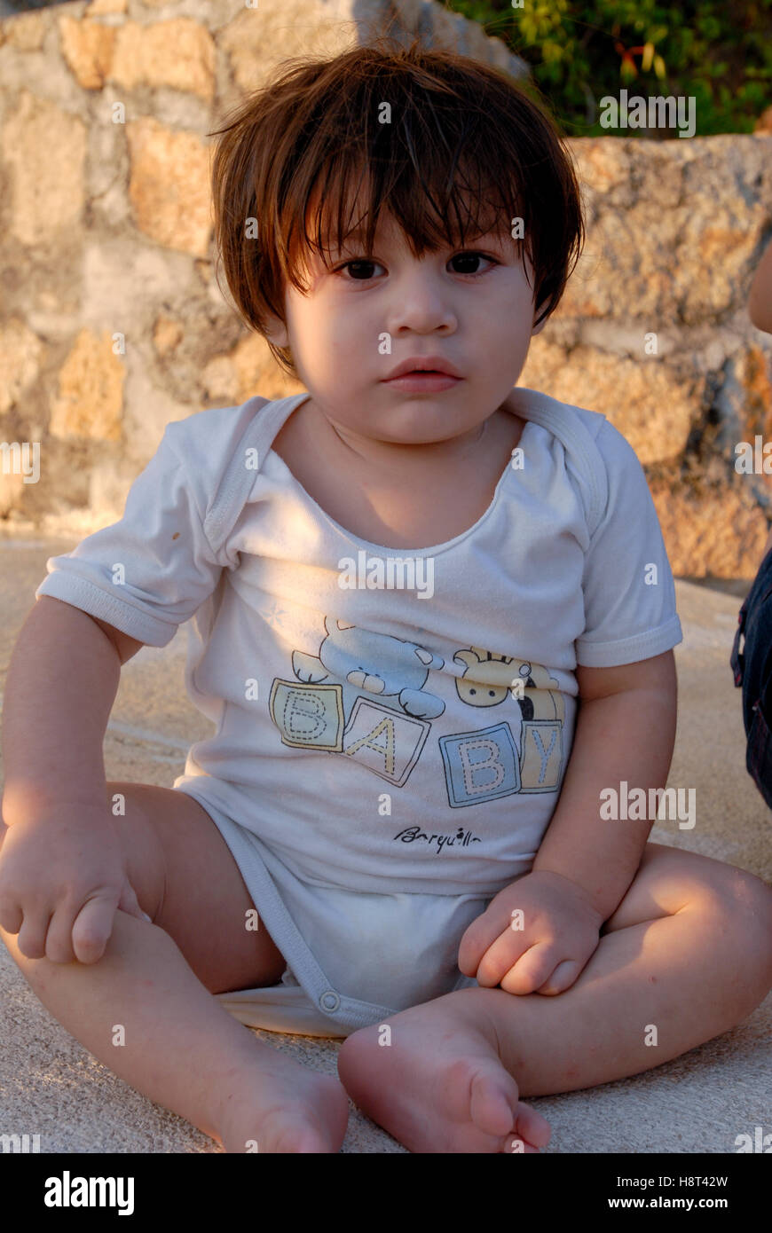 Mexican child and family, Acapulco, Mexico Stock Photo - Alamy