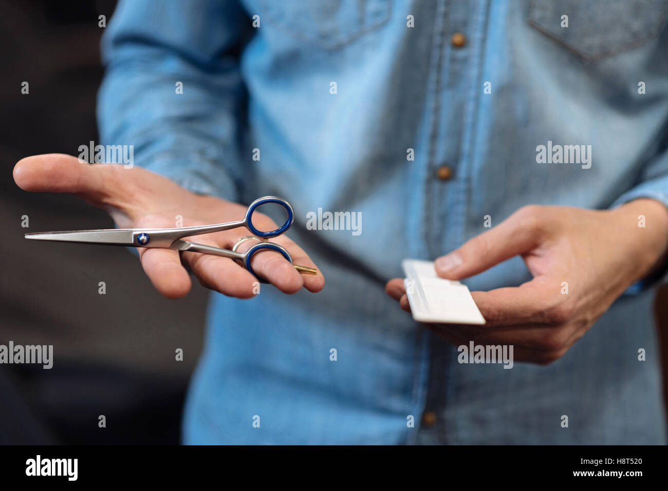Barber comb and scissors hi-res stock photography and images - Alamy
