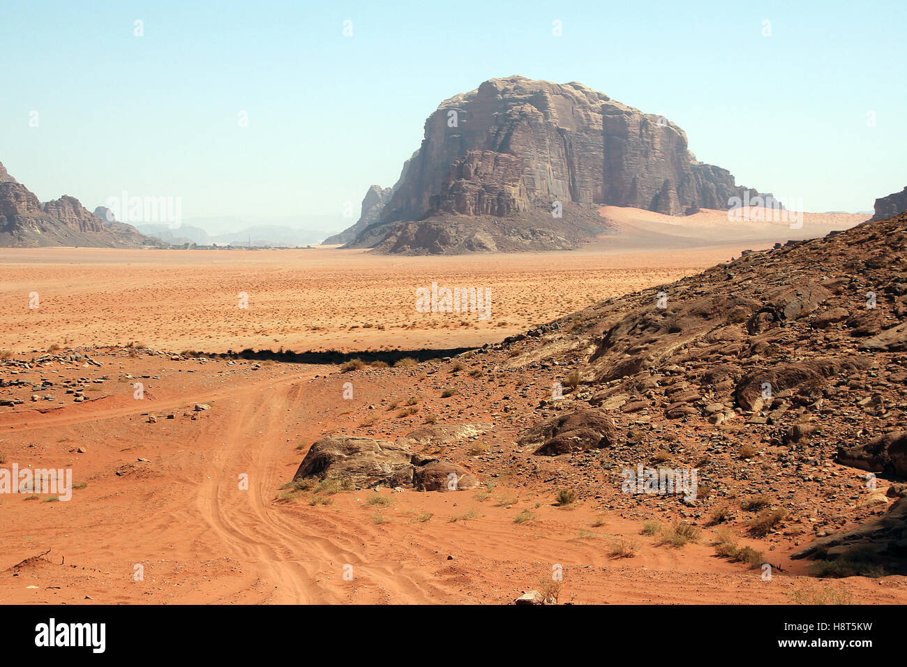 Valley of Wadi Rum, desert in Jordan Stock Photo - Alamy