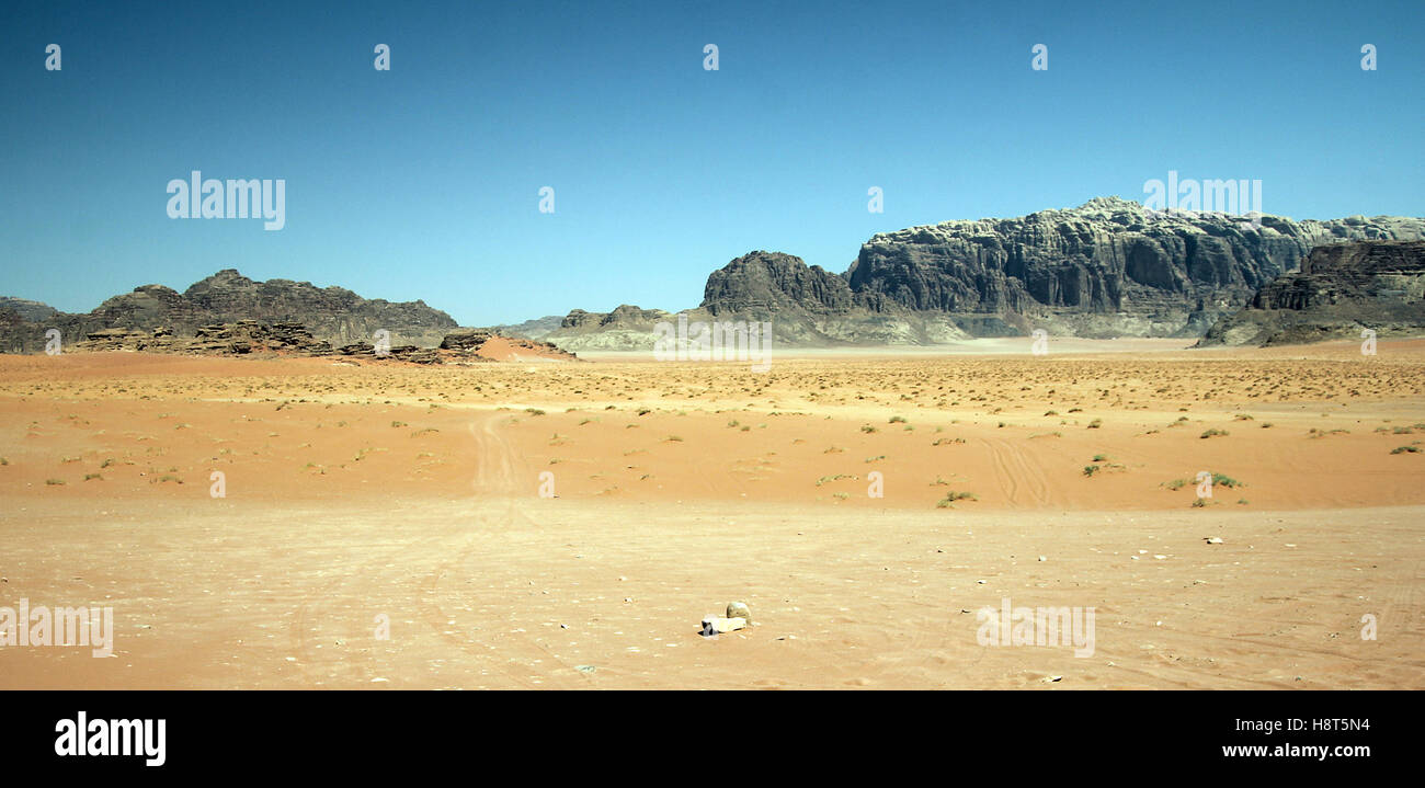 Valley of Wadi Rum, desert in Jordan Stock Photo - Alamy