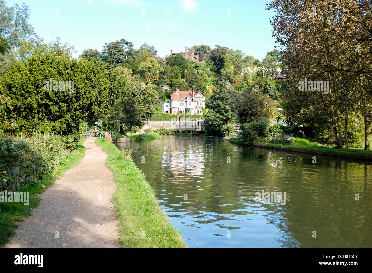 Guildford canal hi-res stock photography and images - Alamy