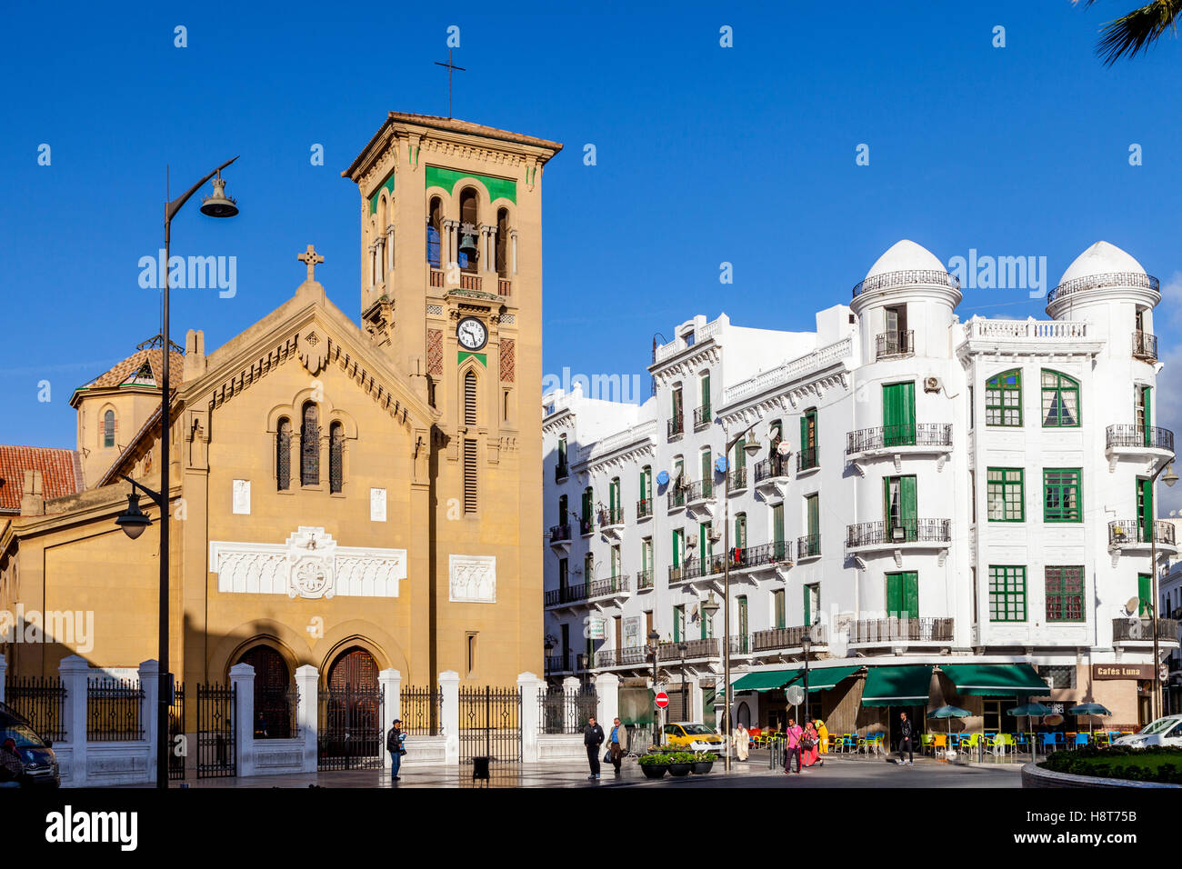 Morocco street tetouan church hi-res stock photography and images - Alamy