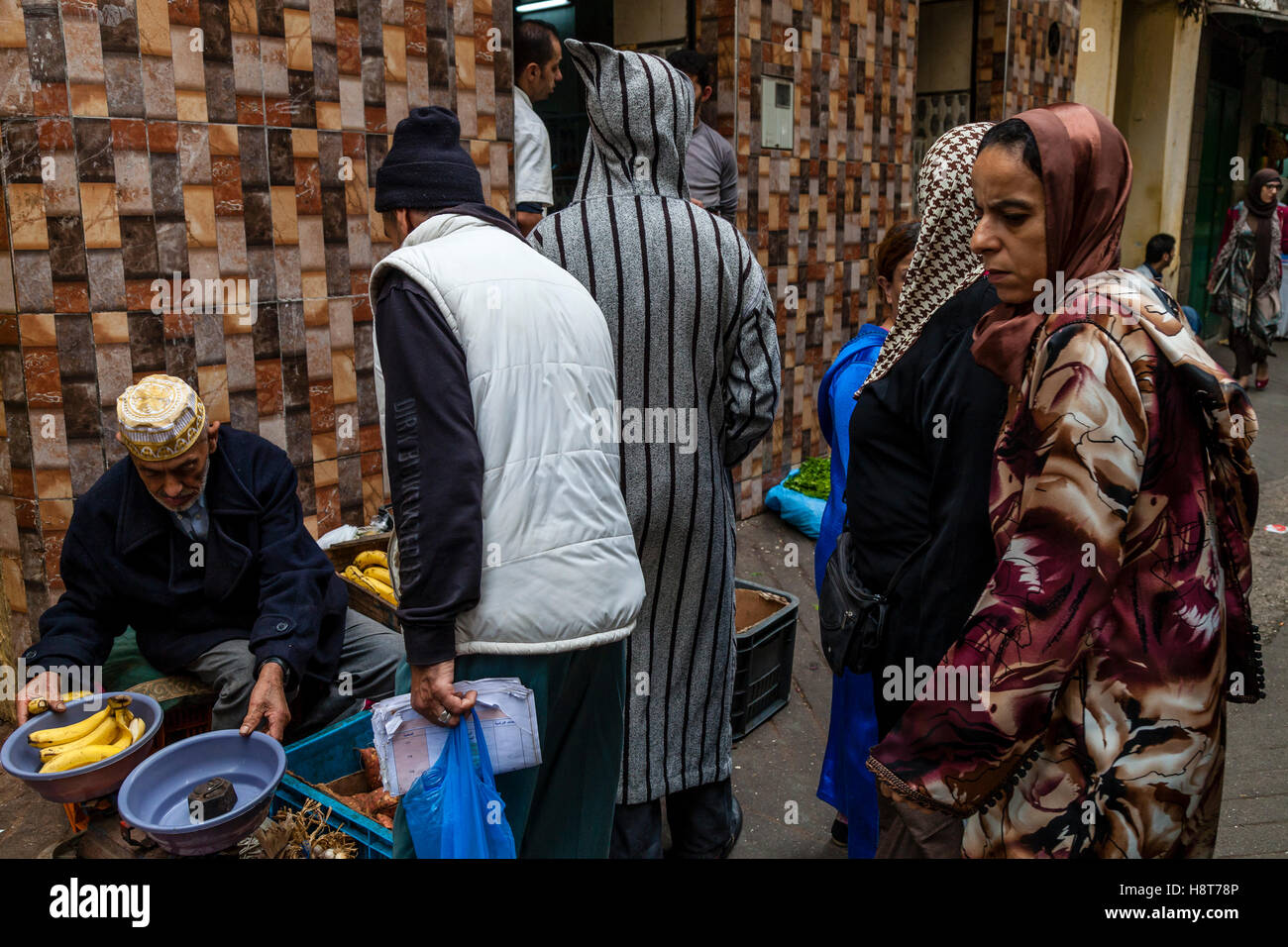 A Street Market In The Medina, Tetouan, Morocco Stock Photo - Alamy