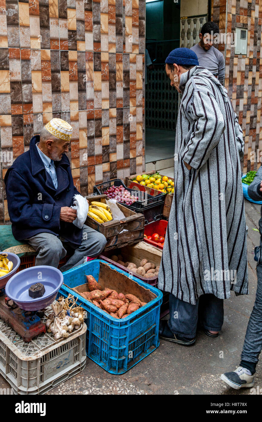 A Street Market In The Medina, Tetouan, Morocco Stock Photo - Alamy