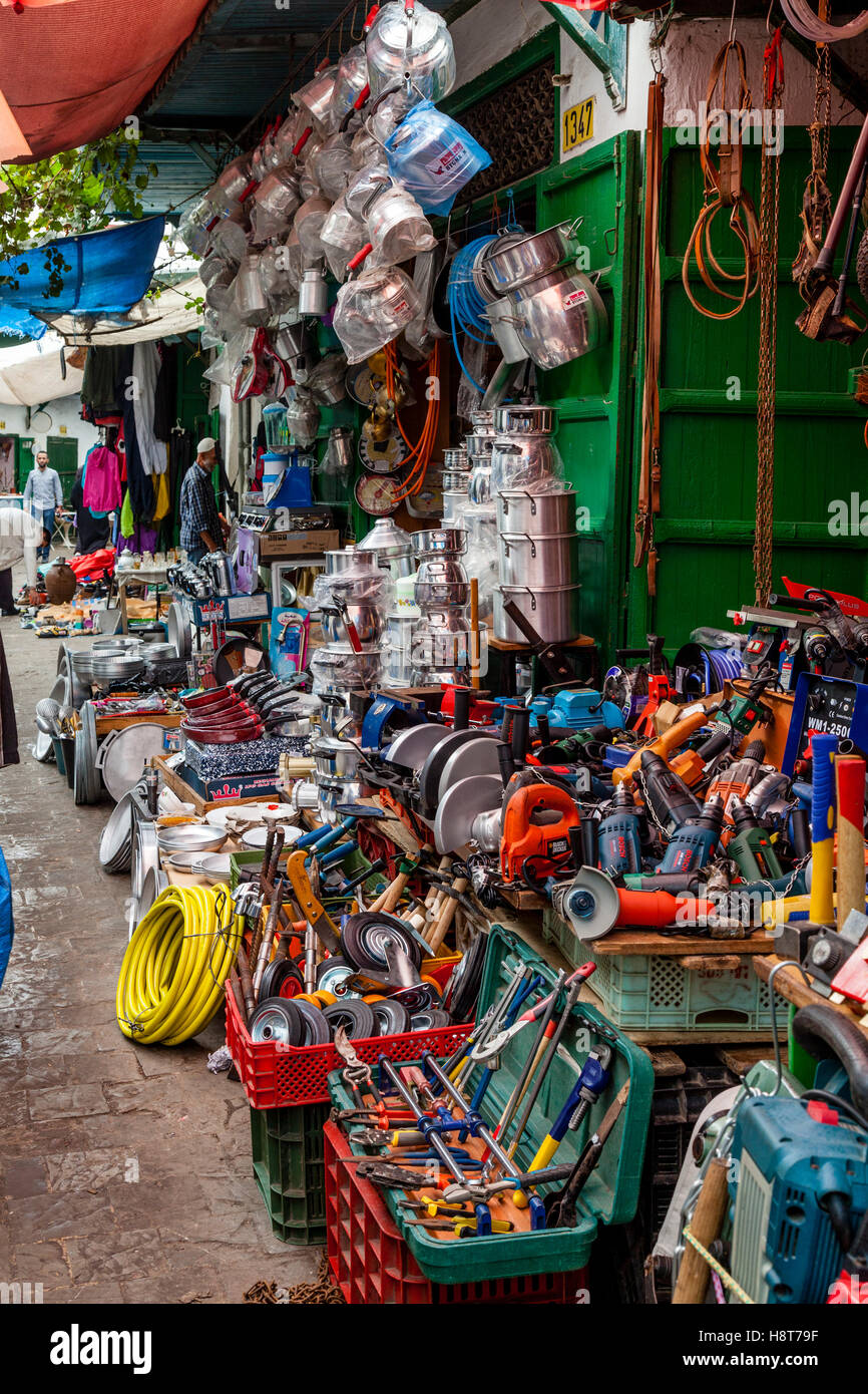 Colourful items hi-res stock photography and images - Alamy