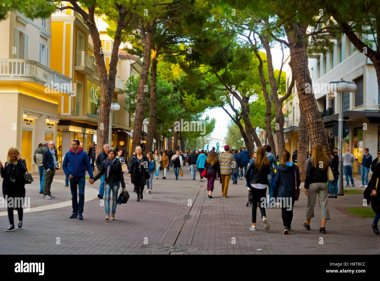 Viale Ceccarini, main street, Riccione, Emilia-Romagna, Italy Stock ...