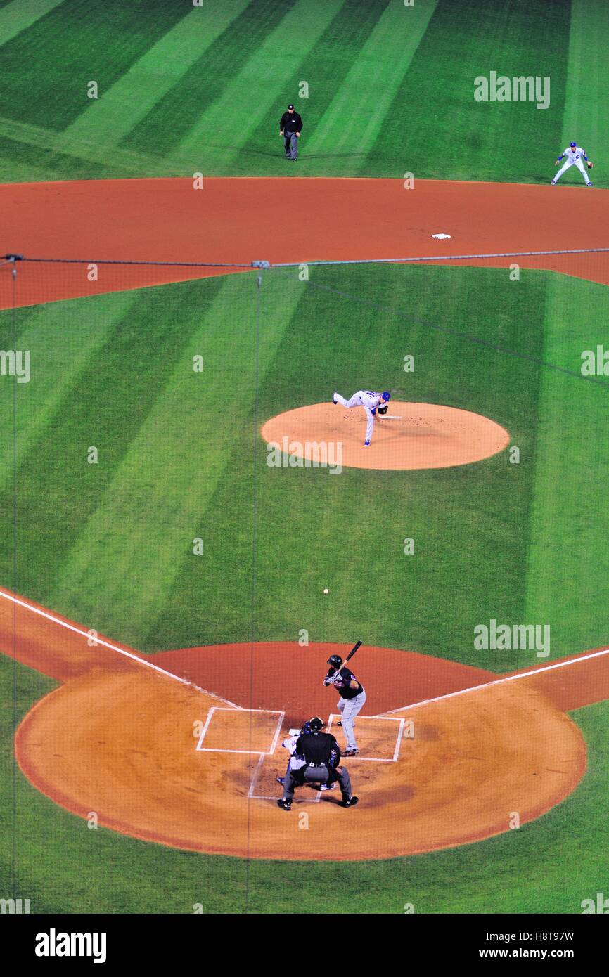 Kyle Hendricks of the Chicago Cubs delivering the first pitch of Game 3 ...